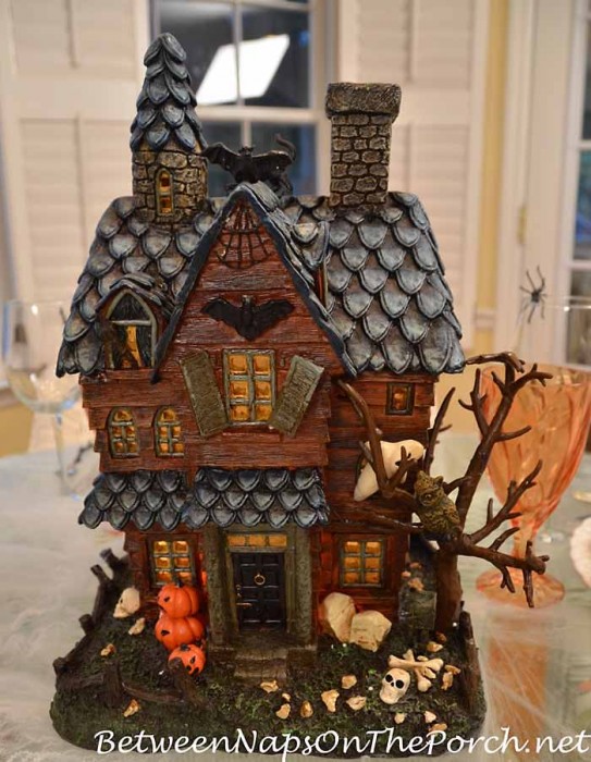 Lit Halloween Table Setting With Spiderweb Tablecloth, Spider Napkin ...