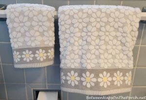 A Few Bathroom Updates & Cute Daisy Towels
