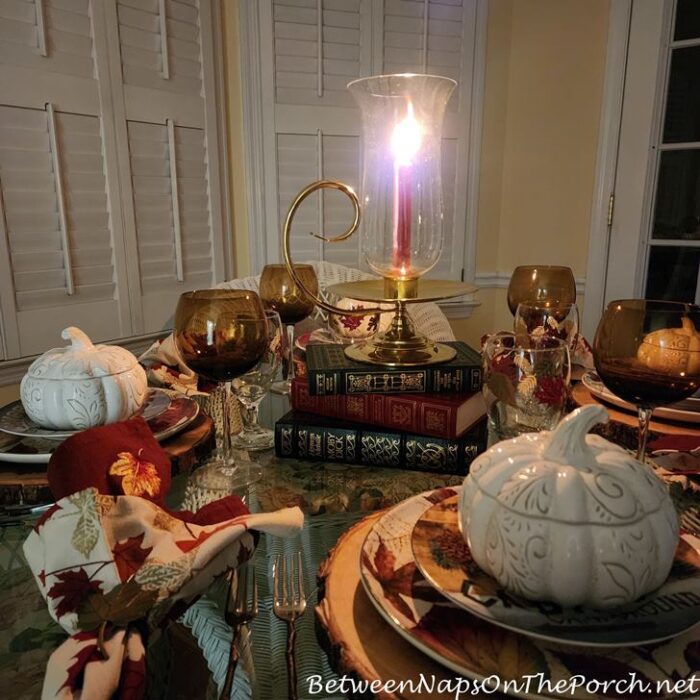 Celebrating Autumn With A Woodsy, Country Lodge Style Table Setting