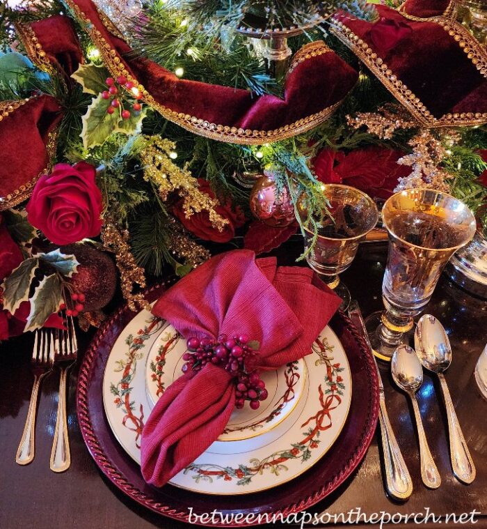 The Beautiful Tate House Dining Room & A Fantasy Christmas Table Setting